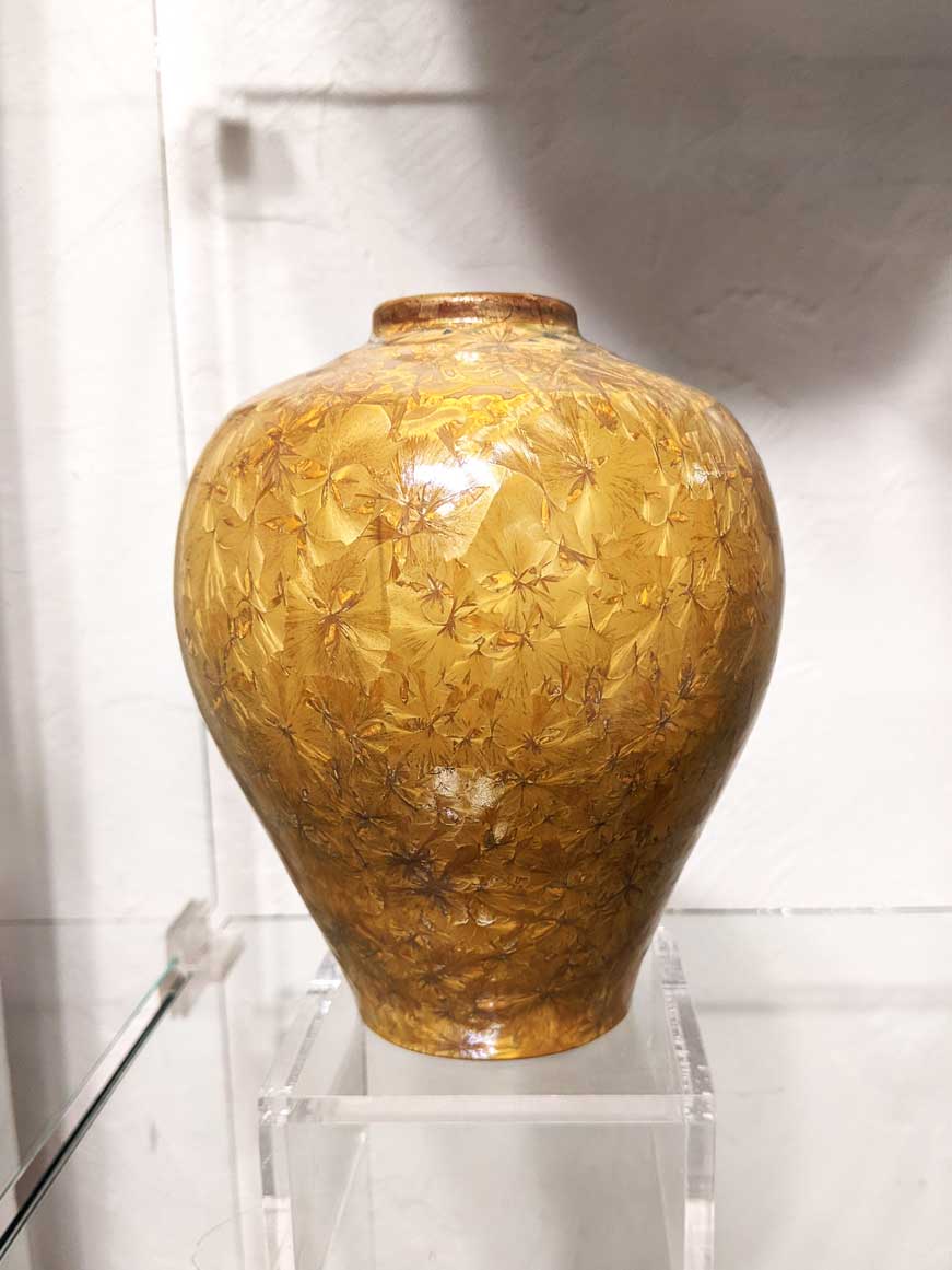 Gordon Hutchens Pottery - Denman Island Pottery Studio Tour
